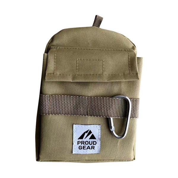 どこでも＆バイザーなどへ簡単に取り付けでき、お車の収納UP。■2ポケットで様ーな小物類から常備したいものまで収納でき便利。■どこでも取付自由なカラナビ＆長さ調整可能マジックテープ。■アウトドア、マリンスポーツ、レジャーにもマッチする人気のカ...