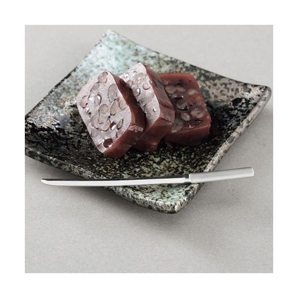 新潟県燕市にて製造された和菓子用の日本刀。ステンレス用食器の製造技術で作り上げられた逸品です。仕上げ研磨はこだわりの手磨きです。お好みの流派で切ってください。■商品サイズ7×120×2.2mm■商品重量10g■材質ステンレス鋼(黒酸化発色)...