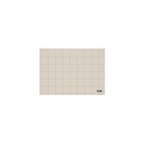ソフトな刃当たりで、快適なカッティングを実現。軟・硬・軟のサンドイッチ構造。両面に1cm刻みのグリッド入りで、両面使用できます。■カラーは目にやさしく、気品あるソフトグレーです。1cm刻みの便利なグリッド入りです。■サイズ目安:A3■サイズ...
