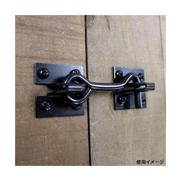 黒色の焼付塗装のカントリー金具。開け閉めが楽に行えるフック式の留め金具です。材質：鉄付属品：木ネジナベ頭3.1x20 8本サイズ(mm)：75WAKI / わきさんぎょう / ワキ