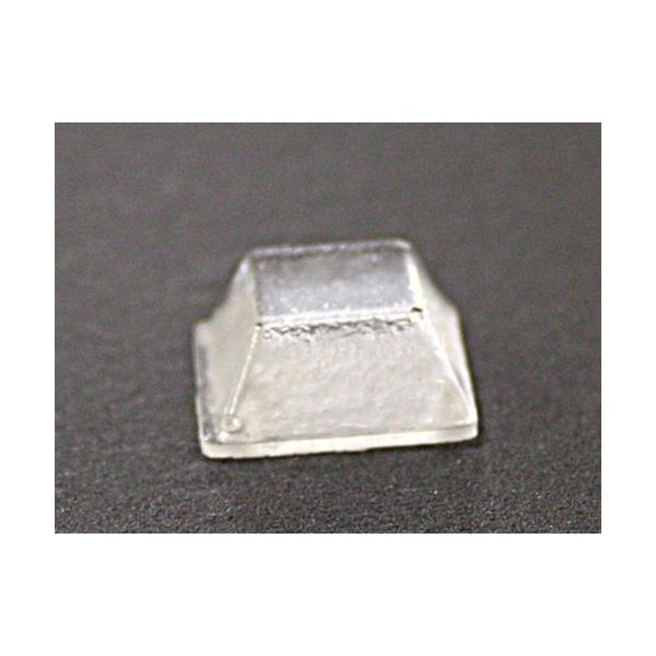 ゴムのような弾力性で衝撃を吸収し、音やキズを防止します。サイズ【 12.7角×5.8mm／8個入 】材質　　　　　　　ウレタンサイズ　　　　　　12.7角×5.8mm入り数　　　　　　8個粘着剤　　　　　アクリル系※貼るときには、１０℃以上...