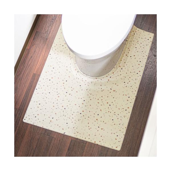 ●汚れた時はサッと拭くだけ簡単お手入れ♪●マットに付いている折り目によりスキマにぴったりフィットするので、尿ハネや汚れをしっかりガード！●抗菌防臭機能付きなので毎日清潔にお使い頂けます。■素材塩化ビニル樹脂■サイズ80X60cmおかとー /...