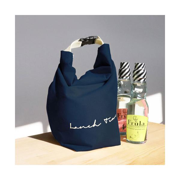 ■お弁当やドリンクなど、中に入れる物によって自由に高さ調節が可能です。■機能&amp;便利なアウトドアシリーズ。■ハンドバック風、クラッチバッグ風の4種類の使い方。■汚れても裏返してサッと拭くだけ。使わない時はコンパクトに。【仕様】サイズ：...