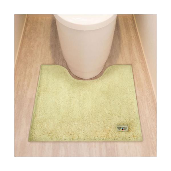●標準サイズのトイレマットです。●Ag+銀イオン加工付で毎日清潔！抗菌・防臭・消臭の三つの効果●洗濯機で丸洗いOK！■素材パイル部/ポリエステル75％、アクリル25％■サイズ55X60cmおかとー / OKATO