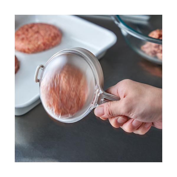 ※沖縄県への発送は別途送料が掛かります。※代引き支払いの場合は、別途代引き手数料が掛かります。打ち出の小槌のようにバシバシ振って、手を汚さずに楽しいハンバーグ作り。手を汚さずにハンバーグを成型できるから、調理がスムーズ！ハンバーグ作りのハー...