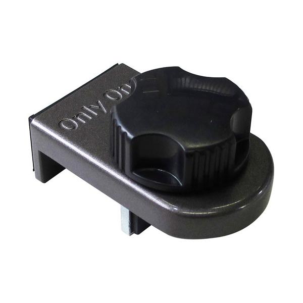 【商品説明】換気のため窓を少し開けたままでも取付け可能。鍵を回して窓を固定、さらに鍵を外すことでガラスを割られても簡単に解除されない二重ロックで外部からの侵入を遮断!【仕様】取付可能寸法(mm)：30〜45【色】ブロンズ【サイズ】サイズ(m...