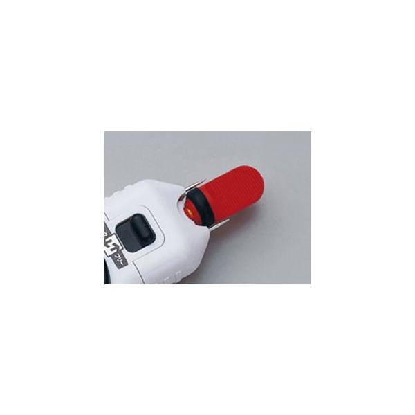 墨つぼやチョークライン用のカルコ安定した墨うちが出来ます。シンワ白糸巻の本体針に使用できます。■色：赤■3個入り【材質】カルコ：ABS樹脂・ゴム※カルコの針は鋭利で危険です。取り扱いには十分注意してください。縦×横×奥(mm)：44×15×...