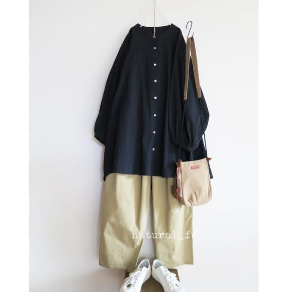 ■商品詳細■  le ciel de demain　コットンローン チュニック ブラウスです。  柔らかなコットンローン素材を使用し、軽やかでさらりとした着心地が特徴です。  袖はたっぷり生地を使ってゆったり幅広のデザイン。 後身ゴム入りシ...
