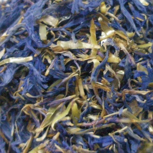 ドライハーブの特徴美しい色の花は、ポプリの材料として利用されます。また、特に味や香りがないので、緑茶や紅茶、ハーブティーのブレンドに彩りとしても利用できます。内容量20gおいしい飲み方ティースプーン1〜2杯(約2グラム)のドライハーブをポッ...