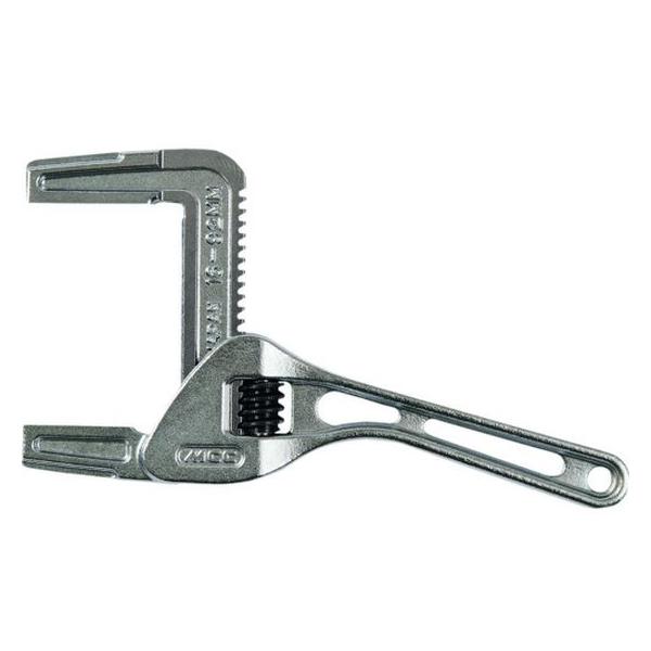 【商品説明】●化粧配管、鋼管用継手、水道用ＰＥ管金属継手の締め付け、排水トラップの取り付け・取り外しに。●化粧配管、水道用ＰＥ管金属継手、鋼管用継手の締め付けや排水トラップの取り付け・取り外しと１丁４役のレンチです。●９２ｍｍのワイドな口開...