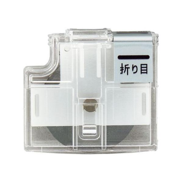 【仕様】Ｗゲージを使って半分の位置で折り目を付ければ小冊子が作れます。　ワンタッチ交換。刃に触れないカートリッジ式の替刃で安全です。　●規格：折り目●寸法：幅３９×奥行２０×高さ３６ｍｍ●重量：１５ｇ●材質：刃／スチール、カバー／ＰＣ●カッ...