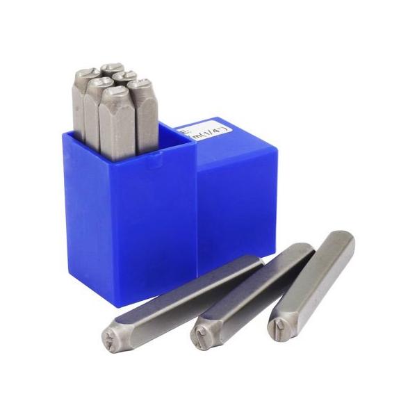 【商品説明】●０〜９（６と９は兼用）の数字９本組セットです。【仕様】【材質】●本体：機械構造用炭素鋼【仕様】●全長（ｍｍ）：６４●サイズ（ｍｍ）：６●文字：０−９（６と９兼用）