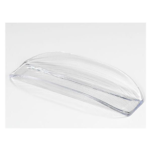 【商品説明】シンプルで季節を問わず使いやすい、透明のおしぼりトレーです。【仕様】●サイズ：約幅１６８×奥行７３×高さ２５ｍｍ　●重量：約５０ｇ　●材質：スチロール樹脂　●耐熱温度：７０度