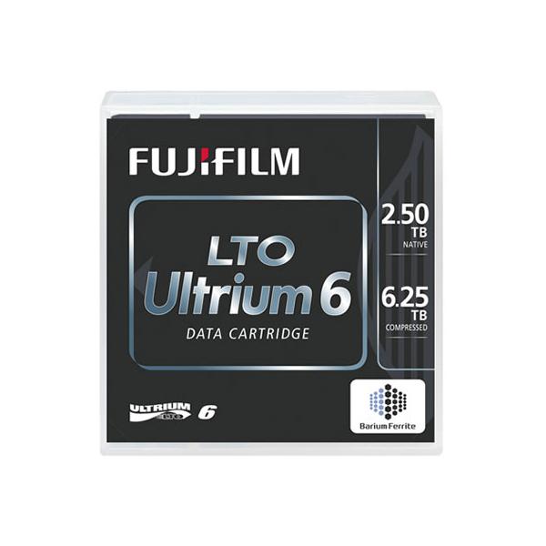 【商品説明】ＬＴＯ世界シェアＮｏ１。世界初のバリウムフェライト（ＢａＦｅ）磁性体を採用。１巻毎のシュリンク包装を無くしたゴミ軽減エコ包装に変更【仕様】●記憶容量：２．５ＴＢ（圧縮時６．２５ＴＢ）●転送レート：１６０ＭＢ／秒（圧縮時４００ＭＢ...