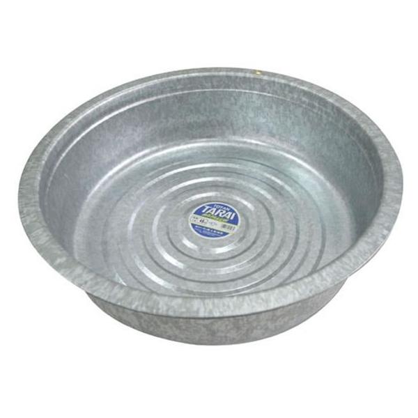 【商品説明】●丈夫で長持ちトタン製、使う程に愛着がわきます。【仕様】●製品サイズ（約）：［直径］５５０×［高さ］１４５ｍｍ●材質：亜鉛鉄版●板厚：０．４ｍｍ●重量（約）：１４００ｇ●生産国：日本