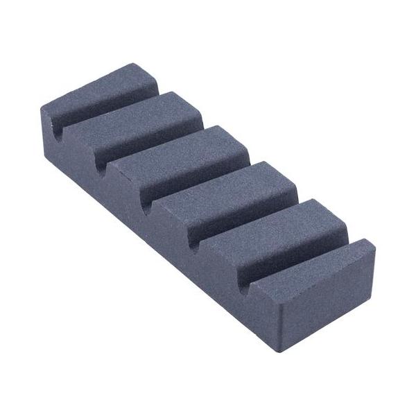 【商品説明】●【目的】：使用後の砥石の面を平らに戻す事。●砥石の面が平らでないと効率よく包丁を研ぐ事はできません。●使用後の砥石の面には凸凹ができてしまうため、継続的に研ぎ直しする際に必要な砥石のメンテナンスアイテムです。【仕様】●種類：面...