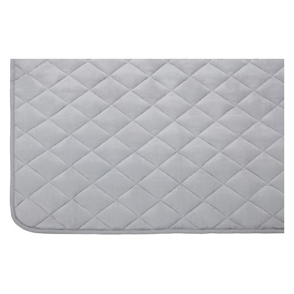 【商品説明】正方形の定番サイズです。　吸湿発熱機能の生地を使用しています。　触れたところからじんわりとあたたまります。　蓄熱綿を使用することで、保温性を高め暖かさを持続します。　抗菌・防臭加工を施しています。　裏面にすべり止め加工を施してい...