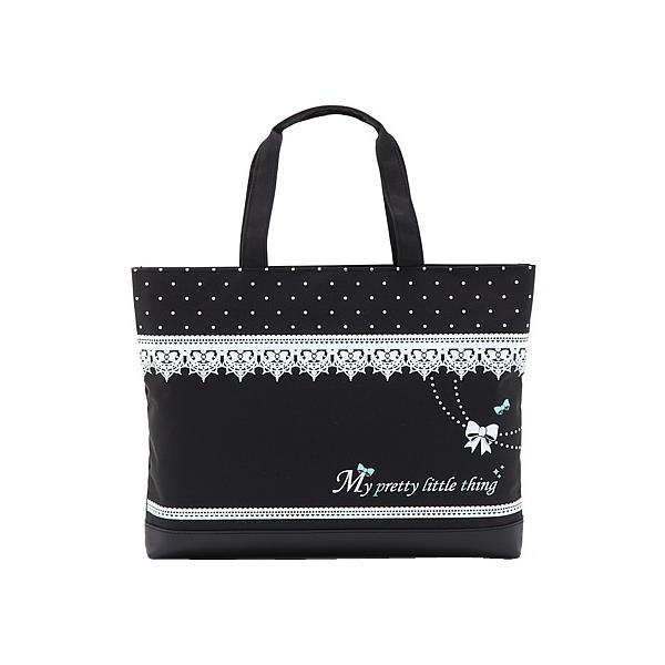 【商品説明】かばんには、汚れにくい撥水加工の生地使用。ファスナーで口をしっかり閉じられ雨の日でも安心で、中身が落ちる心配もありません。レッスンバッグとしても使える大きめのトートタイプ。Ａ４サイズをらくらく収納。バッグ下部は合皮生地のため、破...