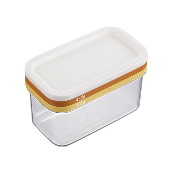 【商品説明】定量にカットできるからホームベーカリーやお菓子作りに計量しやすい。うす切りだからパンケーキやトーストにのせて溶けやすい。【仕様】縦×横×高さ１６７×９５×Ｈ１０２ｍｍ　蓋：ポリエチレン　ケース：ＡＳ樹脂　ワイヤー枠：ＡＢＳ樹脂　...