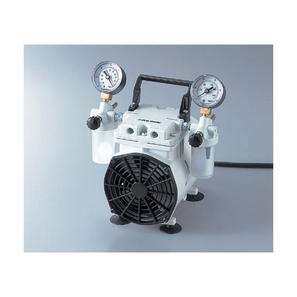 【商品説明】●吸引側にはウォータートラップ、加圧側にはエアーフィルターが標準装備されており安心して使用できます。●吸引・加圧ともにゲージ付きレギュレーターが装備されています。【仕様】●吐出空気量：１８／２２Ｌ／ｍｉｎ（５０／６０Ｈｚ）●到達...