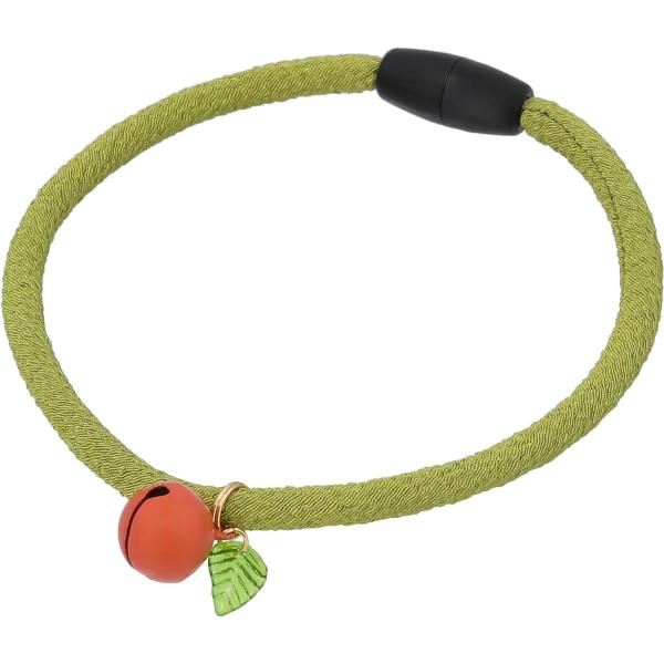 猫 首輪 ちりめん首輪 猫用首輪 和柄 おしゃれ 安全 鈴 付き 日本製 （みかん）商品詳細・重さ：約3g〜４gと、着けていることに気が付かない猫ちゃんがいるほどの軽さです。・サイズ ：長さ約10cm~30cmまで対応。猫ちゃんのサイズに合...