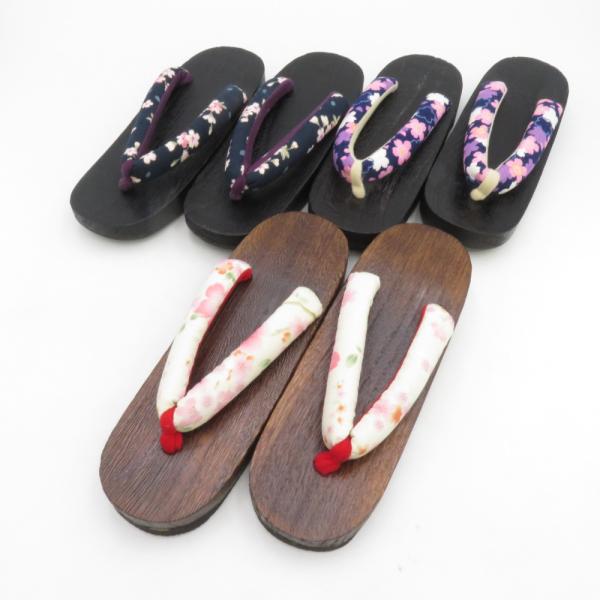 ■商品コードec14917■商品情報アイテム: 下駄対象: レディースカラー: 台：ブラウン、ダークブラウン品質表示: 桐下駄JP靴サイズ：24.0cm[ 保証期間 ] 初期不良（到着から1週間）のみ■商品詳細[ 全体 ]ココロードランク ...