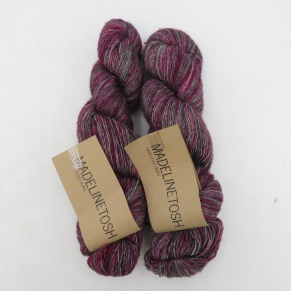 ■商品コードec16548■商品情報アイテム: 毛糸カラー: バイオレット生産国: 南アフリカ製品質表示: スーパーウォッシュメリノウール100%[ 保証期間 ] 初期不良（到着から1週間）のみ■商品詳細[ 全体 ]ココロードランク = S...