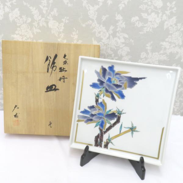 ■商品コードki9650AB■商品情報アイテム: 骨董・民芸品ブランド : 九谷焼[ 保証期間 ] 初期不良（到着から1週間）のみ■商品詳細[ 全体 ]ココロードランク = 6：使用感なく未使用に近い箱にシミや傷みがあります。箱の蓋裏に名入...