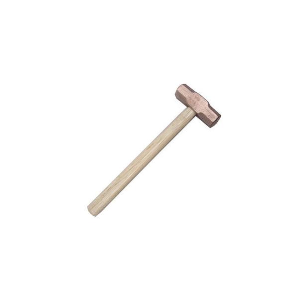 ほどよい硬さで粘りがあり、使い勝手が良好です。シンプルなデザイン、使いやすい形状で、表面加工はあえて施さないでコストを削減し、低価格を実現しました。木柄は山陰地方の手になじみやすい最高級かし柄を使用しています。治具の取り付け、金型作業、機械...