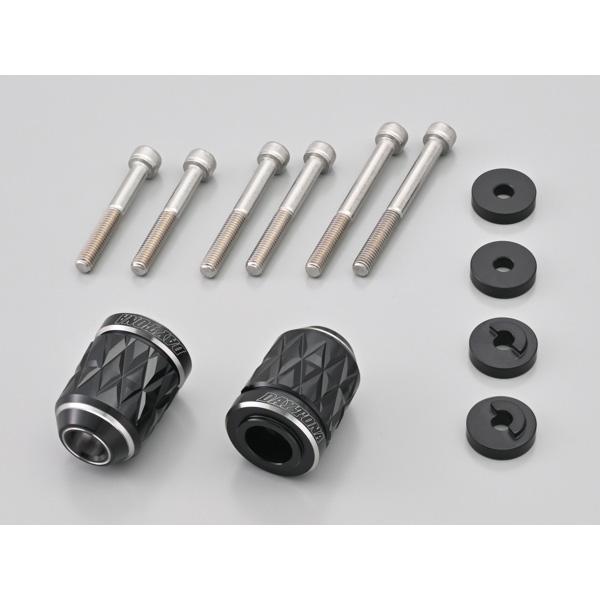 商品説明アルミの無垢素材から繊細で丁寧な加工で削り出し、2色のコントラストがきわだつデュアルアルマイトで仕上げました。カスタムの定番でもあるダイヤ形状を、工芸品「江戸切子」をモチーフに表現。mlボルトで固定されているHONDA車の純正ハンド...