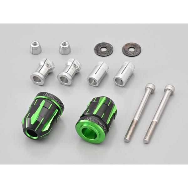 商品説明アルミの無垢素材から繊細で丁寧な加工で削り出し、2色のコントラストがきわだつデュアルアルマイトで仕上げました。「スクラッチ」にエッジを効かせ幾何学模様にモディファイ。一部のSUZUKI車や市販品に多い中空パイプハンドル、エンド貫通タ...