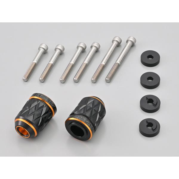 商品説明アルミの無垢素材から繊細で丁寧な加工で削り出し、2色のコントラストがきわだつデュアルアルマイトで仕上げました。カスタムの定番でもあるダイヤ形状を、工芸品「江戸切子」をモチーフに表現。mlボルトで固定されているHONDA車の純正ハンド...