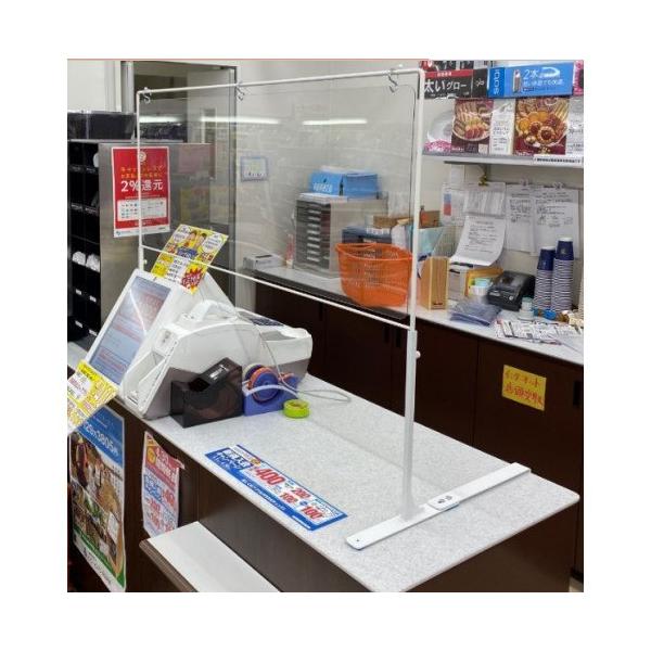ここでは幅1200mm商品の販売です。対面販売が必要なカウンターに設置できます。コンビニエンスストアー(CVS)のレジカウンター、店舗で対面販売が必要なカウンターに設置し飛沫を防止するフェンス。高さ調整ツマミで高さの調節が可能です。【仕様】...