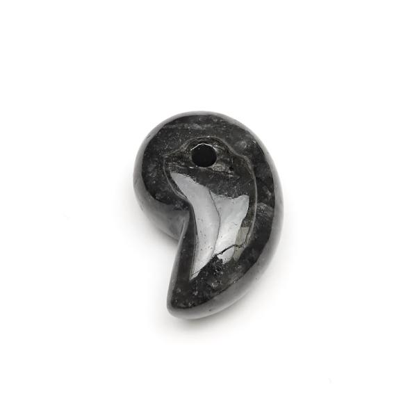 特記すべき項目※粒により記載ほどのサイズの差がございますが選別は無作為とさせて頂きます。材質翡翠（ジェダイト）（Jadeite/ヒスイ/硬玉）サイズ約20.0-21.0×13.0-14.5mm（±1mm）厚さ約8.5-9.5mm（±0.5m...