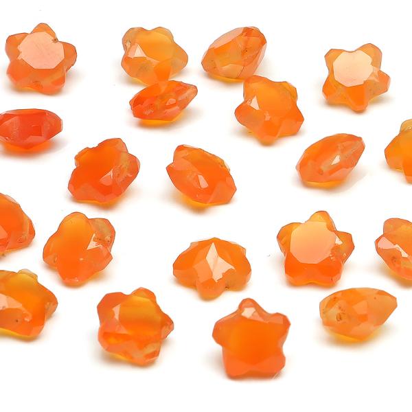 【こちらの商品は2粒販売になります】特記すべき項目※粒により記載サイズ程のサイズ差、形状が歪なもの、カケ・内包物、割れが目立つものが混じる場合がございます。※発色に個体差がございますが選別は無作為にさせていただきます。材質カーネリアン（Ca...