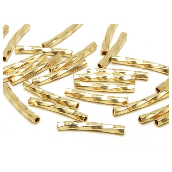 特記すべき項目※表面に細かいキズが見られる場合がございます。材質14KGF（14金ゴールドフィルド）サイズサイズ約1.5×13.0mm（±0.3mm）穴径約1mm関連ワード14KGFパーツ 曲パイプ パイプパーツ メタルパイプパーツ チュー...