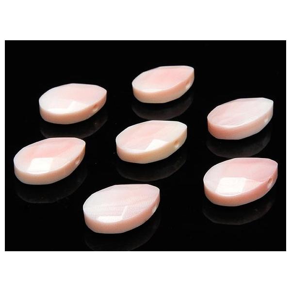 「こちらの商品は3粒販売になります」特記すべき項目※粒によって茶色の内包物、カケが入る場合があります。※穴割等にカケ・外キズ・歪みが見られる場合がございます。材質シェル（母貝/ピンクシェル/クイーンコンクシェル）サイズサイズ約11.6-12...