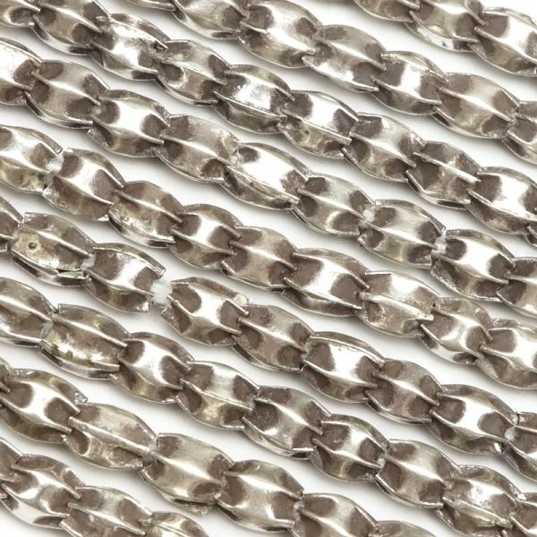 特記すべき項目※カレン族による手作業での銀細工の商品となります。手作りの商品となりますのでサイズ外のものが混じる場合、個々形状、模様に違いがございます。材質カレンシルバー（SILVER純度95〜97％以上）サイズ約3.0-4.6×2.5-3...