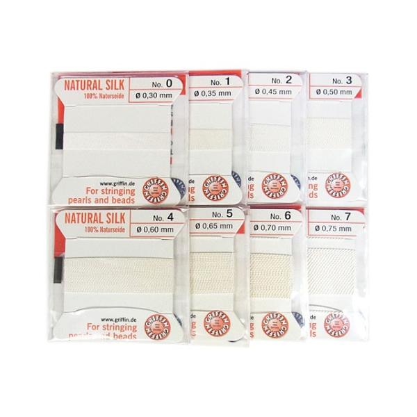 特記すべき項目※穴詰まり防止の為ビーズの穴とグリフィンコードの穴サイズをご確認下さいませ。※外袋にシワ、ヨレ、仕分け時の縛り跡がついている場合がございます。※同じカラーでもサイズにより色合いが若干異なる場合がございます。材　質 シルク糸 （...