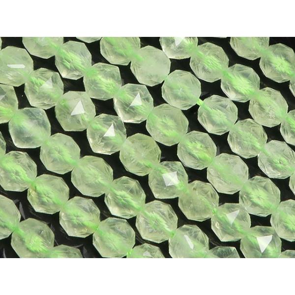 特記すべき項目材質プレナイト（Prehnite/ブドウ石）サイズ約3.5-4.2mm（±0.3mm）穴径約0.8mm数・量1連約38cmになります関連ワードプレナイト ブドウ石 葡萄石 Prehnite 天秤座の守護石 面カット ラウンドカ...