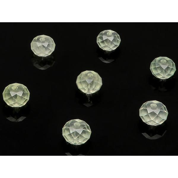 「こちらの商品は20粒売りになります」特記すべき項目※粒による色合いの違いや内包物、カケなどがある場合がありますが商品はランダムに選定いたします。材質プレナイト（Prehnite/ブドウ石）サイズ約5.0-5.6mm（±0.3mm）厚さ約2...