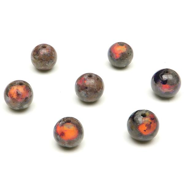 特記すべき項目※写真で見えるオレンジ色の発光は紫外線ライトを照射しています。※粒により記載サイズ程のサイズ差、穴周りや表面のカケ、割れが目立つもの、記載サイズ外の粒が混じる場合がございます。材質ユーパーライト（Yooperlite/蛍光性方...