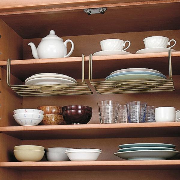 サイズ/約幅30×奥行20×高さ8cm重量/約400g内容量/2個セット材質/スチール（メラミン塗装）生産国/日本製耐荷重/約5kg（1個あたり）●食器棚の中をスッキリ収納できるプレートラックです。●2個セットなので並べて使うと、お皿が3枚...