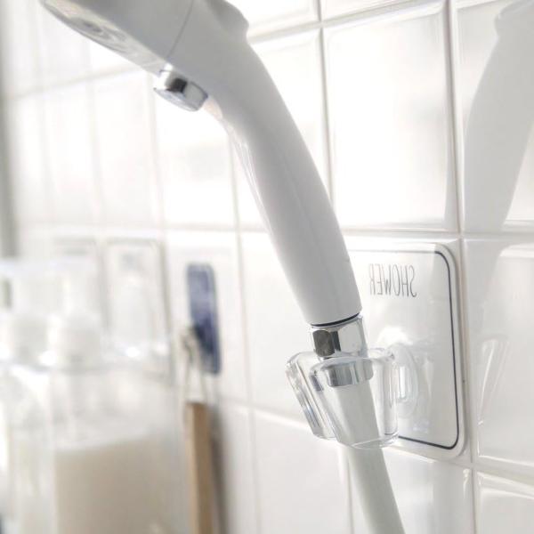 サイズ/約幅9.5×奥行5.7×高さ9.5cm内容量/1個材質/ポリカーボネイト、PET、ポリプロピレン、SEBS生産国/台湾製耐荷重/約1kg●浮かせて収納できる粘着タイプのシャワーフックです。●好きな位置に貼り付けて、シャワーを固定でき...