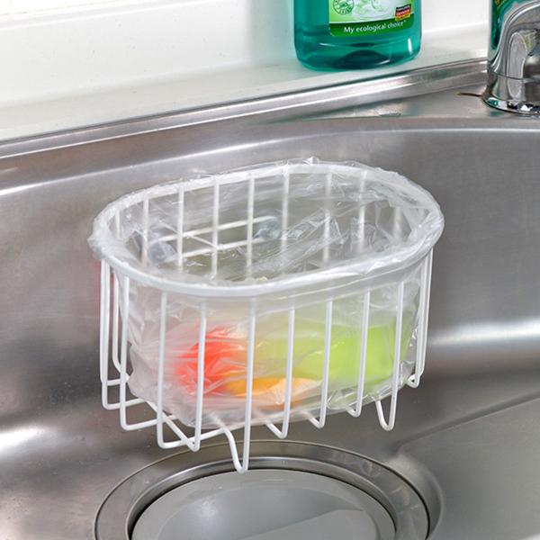 サイズ/約幅20.5×奥行13.7×高さ12cm内容量/1個材質/本体：鉄（亜鉛メッキ＋粉体塗装）吸盤：塩化ビニル樹脂生産国/中国製耐荷重/1.5kg●シンクの中でも外でも使える●水周りでも安心して使える●清潔感のある優しいオフホワイトカラ...