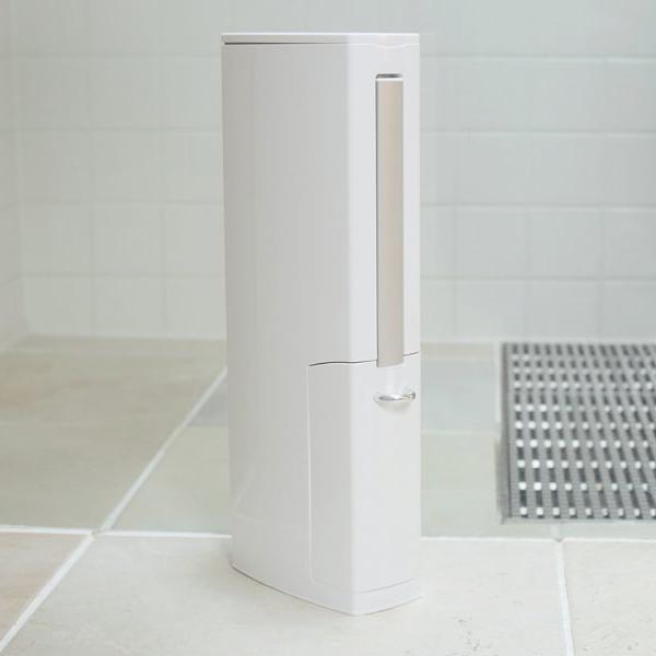 サイズ/約幅8×奥行17.5×高さ41.5cm重量/約860g内容量/トイレブラシ、ケース各1個材質/ABS樹脂、ポリプロピレン、ポリエチレン、アルミニウム、ナイロン不織布、フッ素樹脂(水溶性)生産国/日本製●シンプル＆スタイリッシュなトイ...