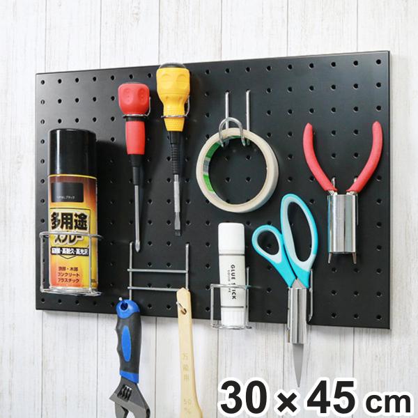 サイズ/約横45×縦30cm厚さ：約1.8cmドットピッチ：約25mmドット穴径：直径約5mm壁面取付穴径：直径約8mm重量/約1.37kg内容量/1個材質/スチール生産国/日本製耐荷重/約7kg（本体を含まない、壁との耐久を考量）●工具や...