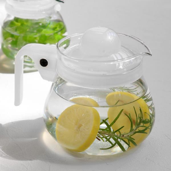 3〜4人分にピッタリなサイズのガラス製のティーポッ …【商品詳細】 サイズ/約幅15×奥行12.5×高さ12.5cm 重量/約235g 内容量/1個（約850ml） 材質/本体：ソーダガラス フタ・取手：ポリプロピレン 生産国/中国製 備考...