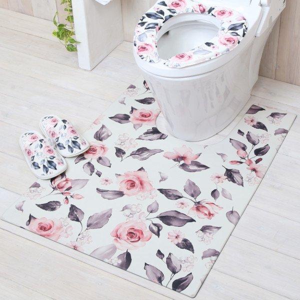 簡単にお手入れすることが出来るトイレマットです。PVC素材なので汚れてもサッと拭くだけで簡単にお手入れをすることが出来ます。水に強く、抗菌防臭、防カビの高性能マットなので安心してお使いいただけます。広めのトイレ空間に嬉しい超ロングサイズです...