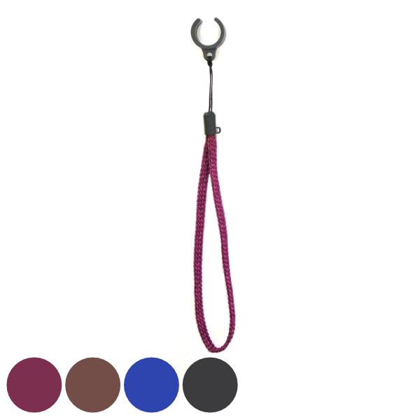 サイズ/パッケージサイズ：約幅7×高さ11cm内容量/1個材質/止め紐：ナイロンU字クリップ：ポリアセタールストラップ：ナイロン種類/ピンク、ブラウン、ブルー、ブラック生産国/台湾製●ステッキに取り付けることで手にかけられるステッキ用ストラ...